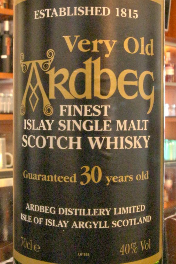 (現貨) Ardbeg 30years Very Old 阿貝 30年 (700ml 40%) - ~ Kuva Whisky 古華酒藏