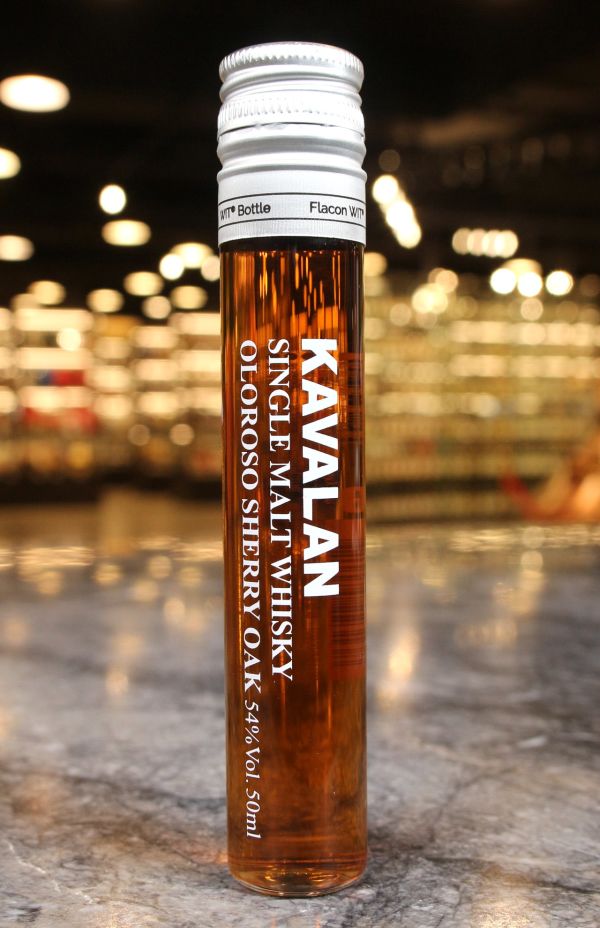 KAVALAN Miniature Gift Pack 噶瑪蘭威士忌 試管酒五入禮盒 湛藍版 (50m*5, 50~54%) - ~ Kuva ...