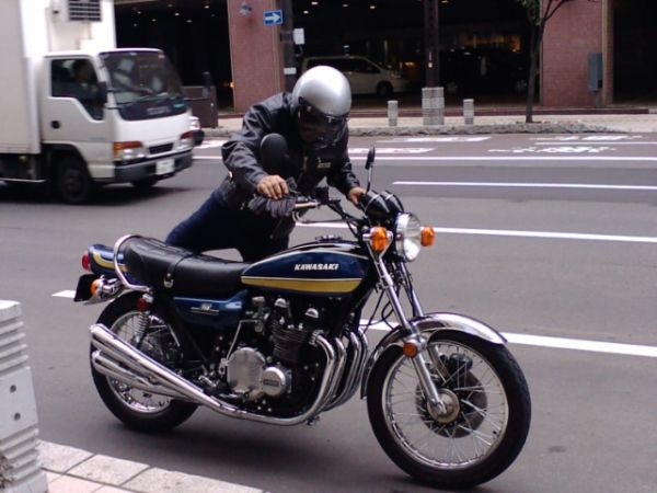 Kawasaki Z2 750RS~當代日本國內時速200km/hr的開創者 - 重機老野郎